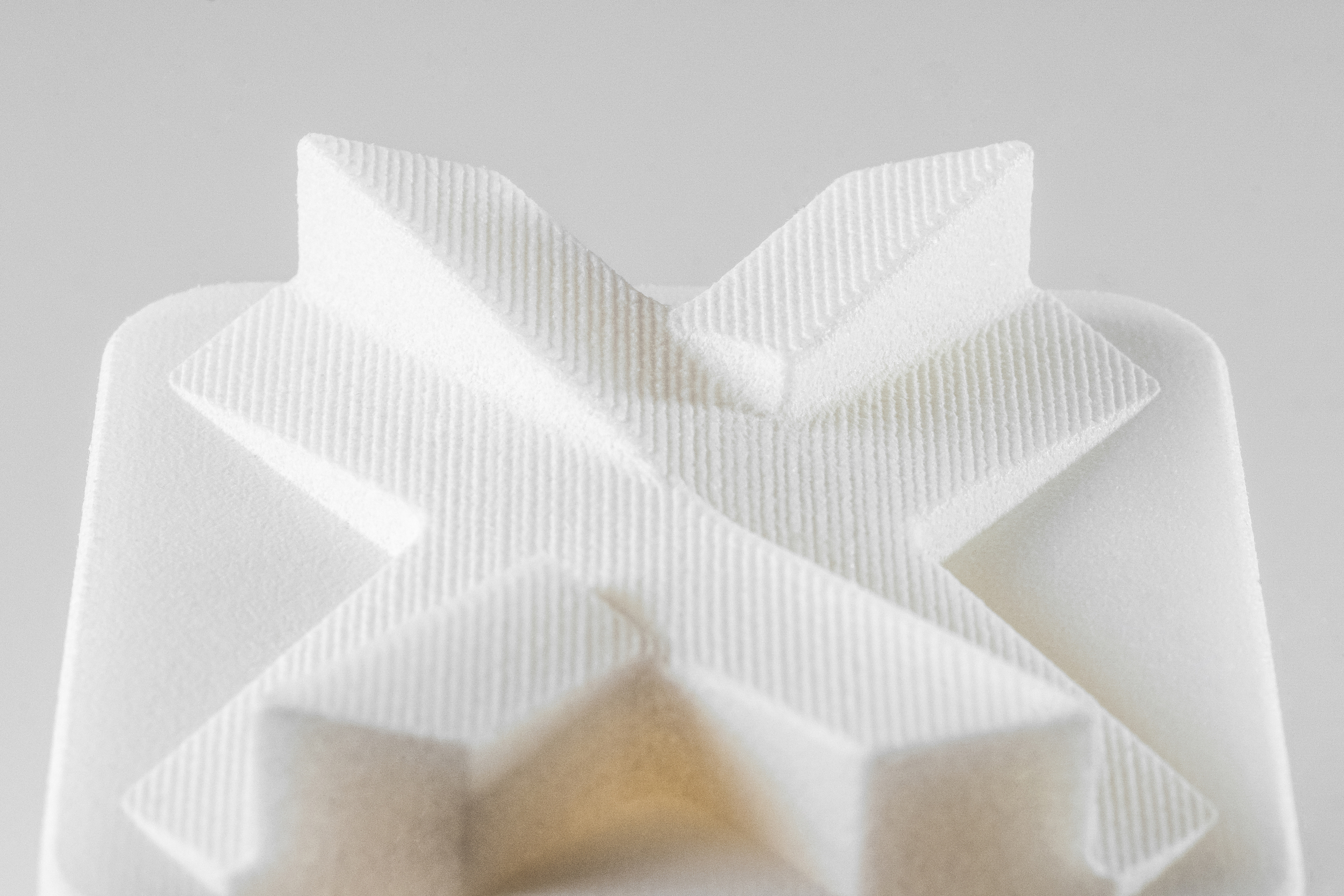 SLS 3D Printing Services UK | Free Delivery | Xometry UK